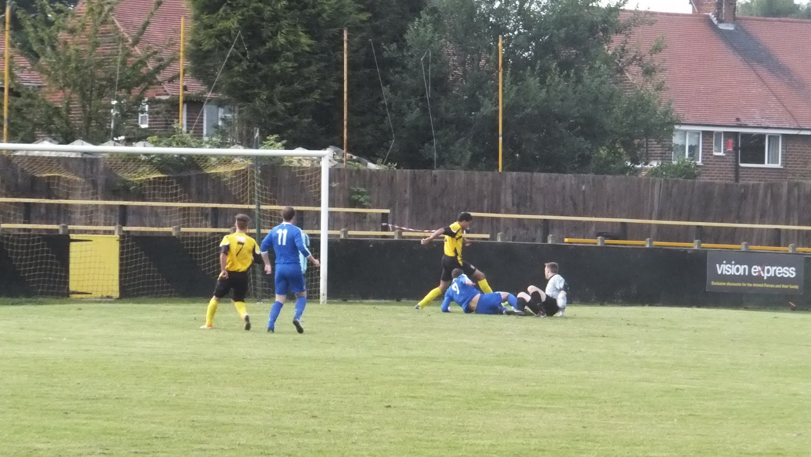 ON THE ROAD 2013-2014: Hucknall Town 2-4 Mickleover RBL