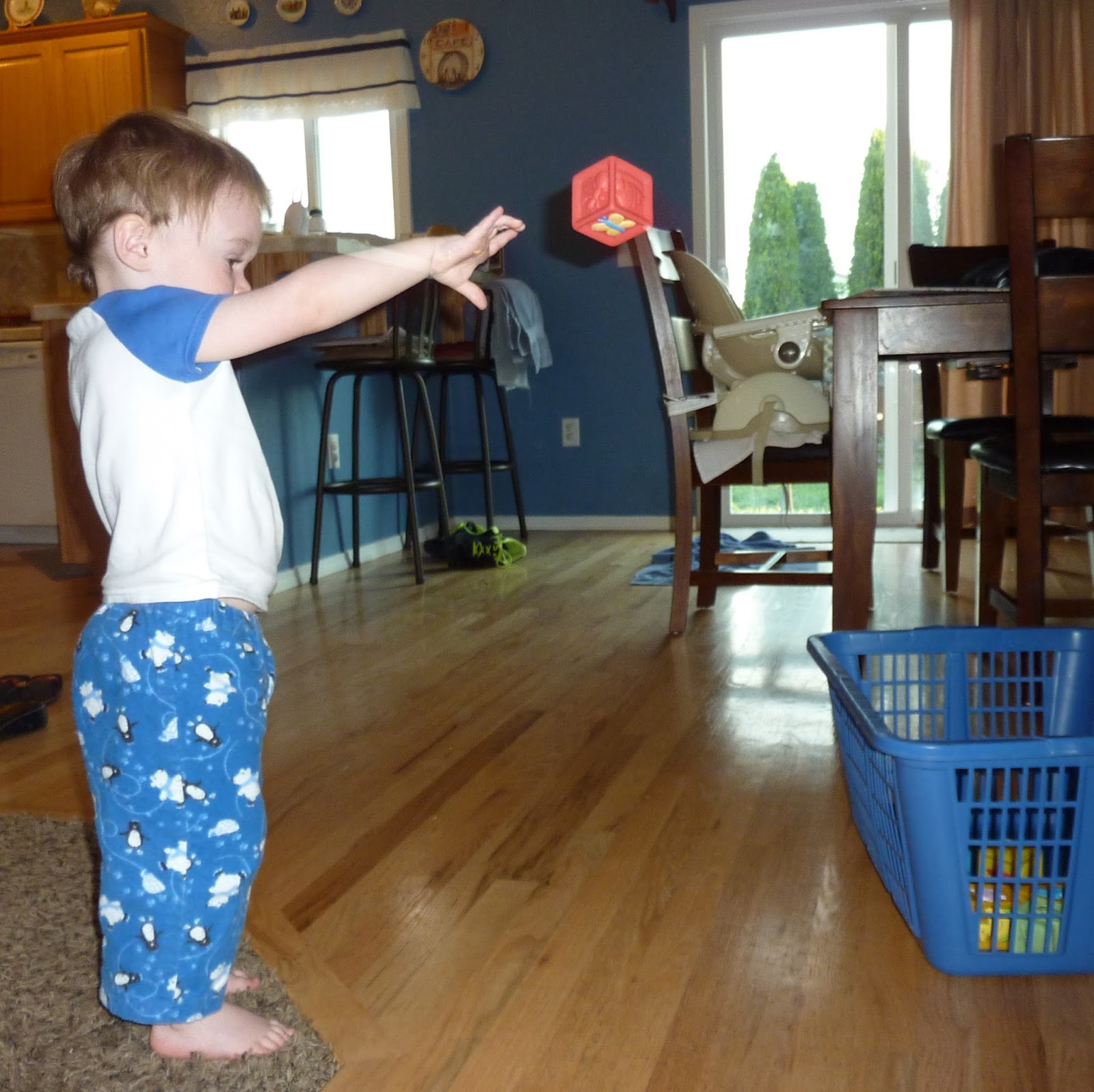 Life with a toddler: Color Practice: Throwing blocks