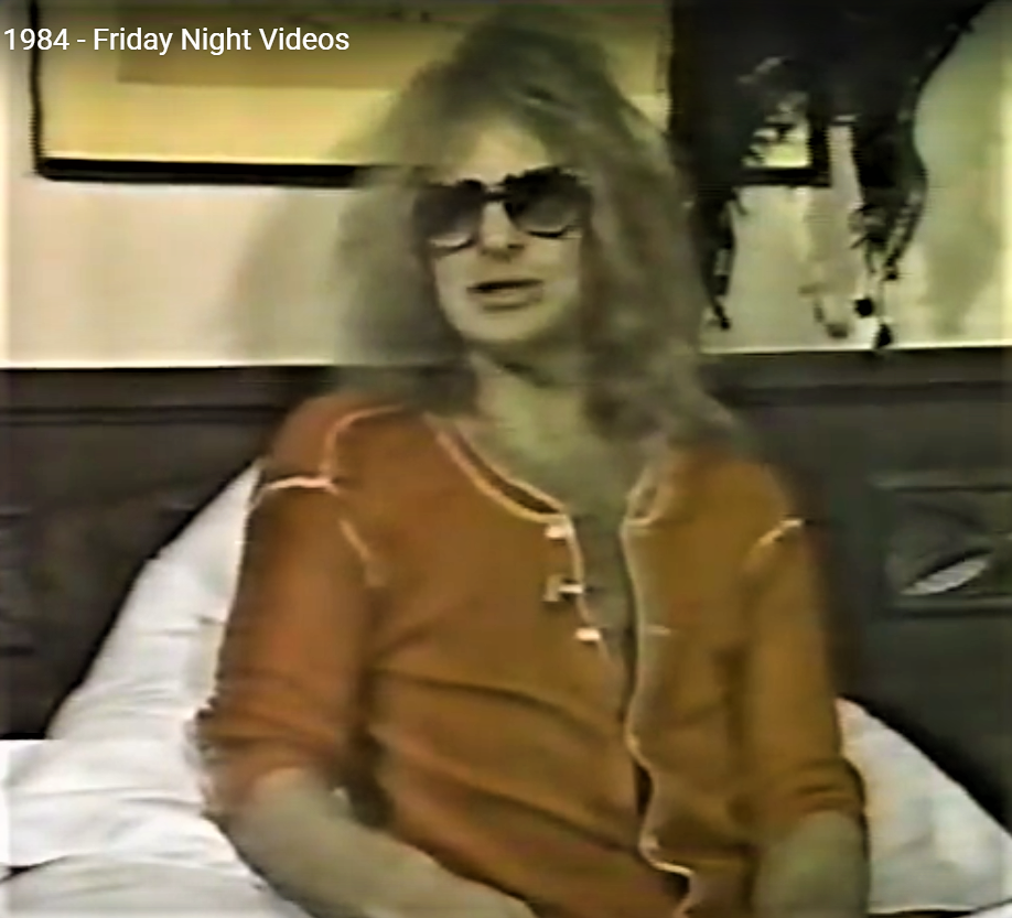 Union Suit Fans in the Limelight