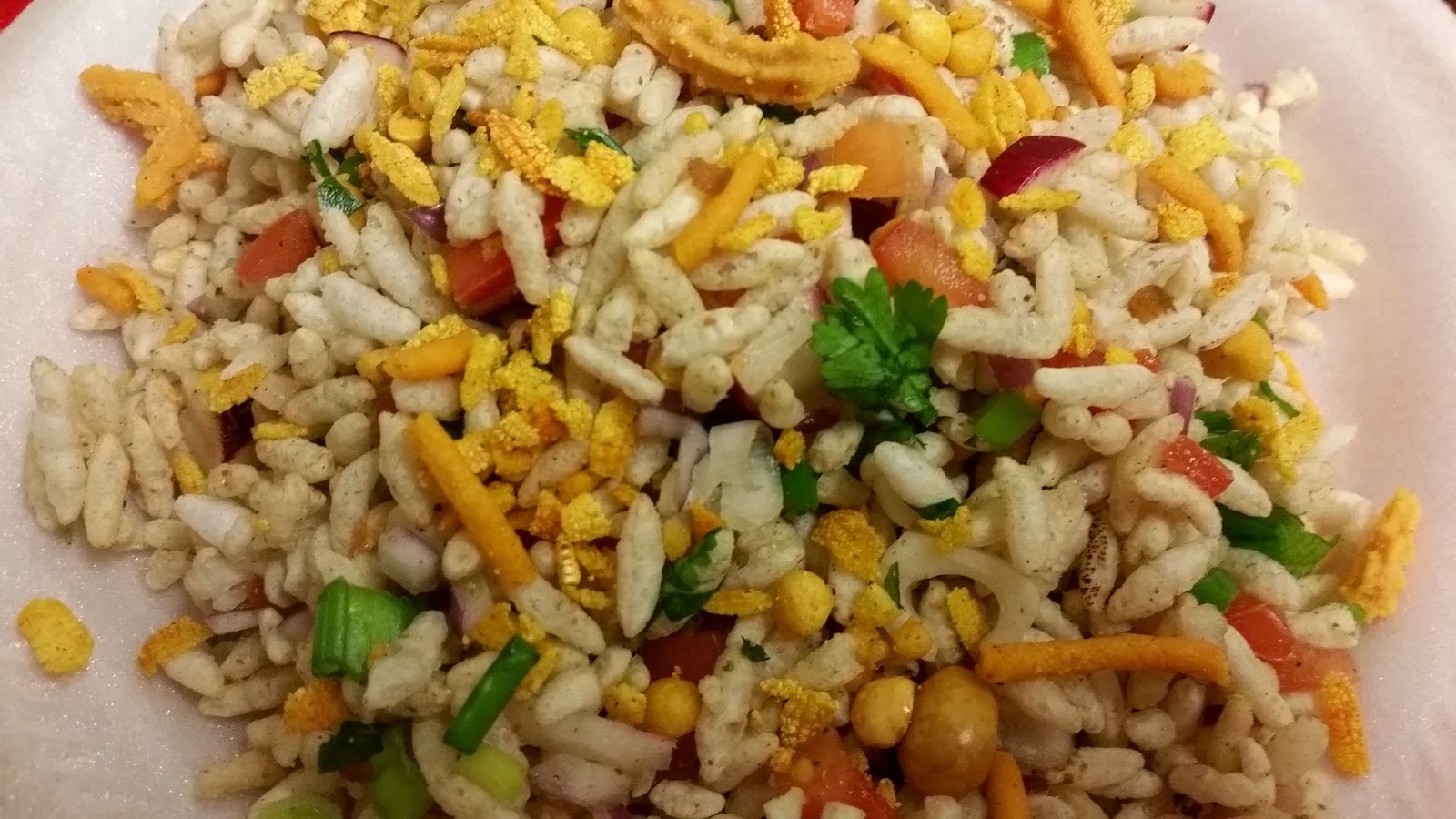 Shwetha's Yummy Kitchen: Vegetable Churmuri/Easy Bhel-Healthy and Yummy