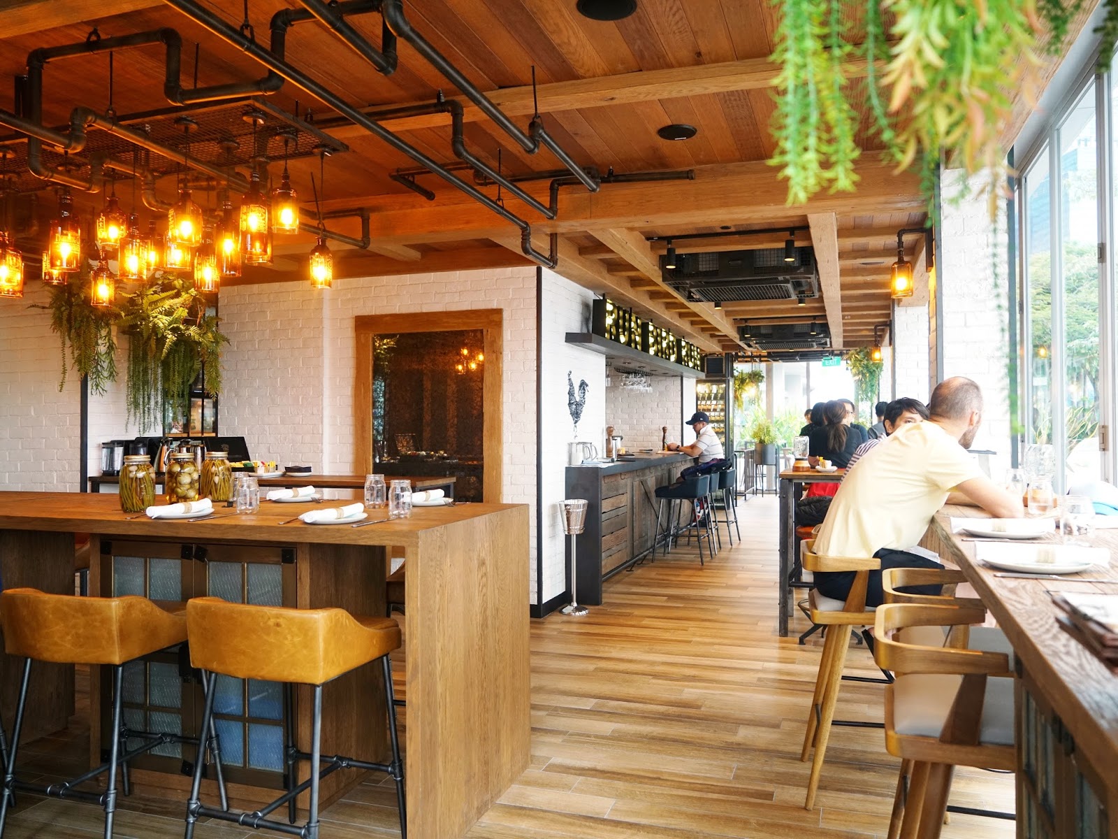 PinkyPiggu: The Bird Southern Table & Bar @ MBS ~ Crispy Fried Chicken ...