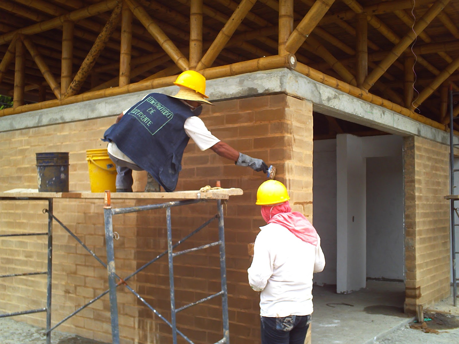 CENTRO PARA EL DESARROLLO DEL HÁBITAT Y LA CONSTRUCCIÓN: La empresa ...