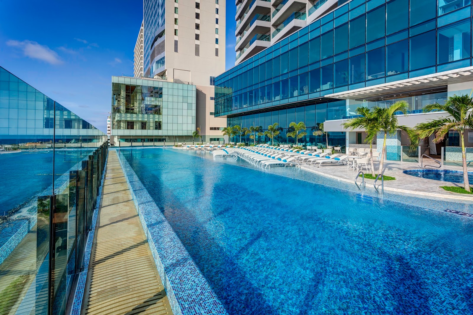 Hoteles ESTELAR celebra la navidad y el año nuevo por todo lo alto en ...