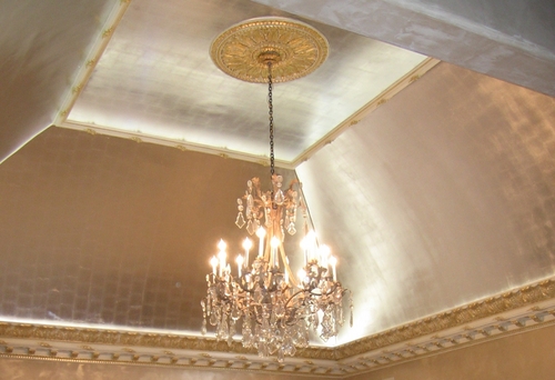 Different ways to decorate your ceiling - Spreads Hub