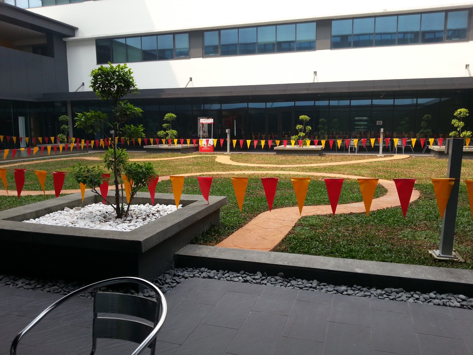 THIS IS MY BEAUTIFUL LIFE: Kami di Wisma SHELL Cyberjaya