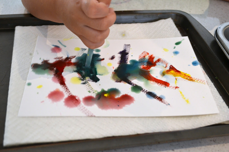 Happy Little Munchkins: Paint: Experiment # 1