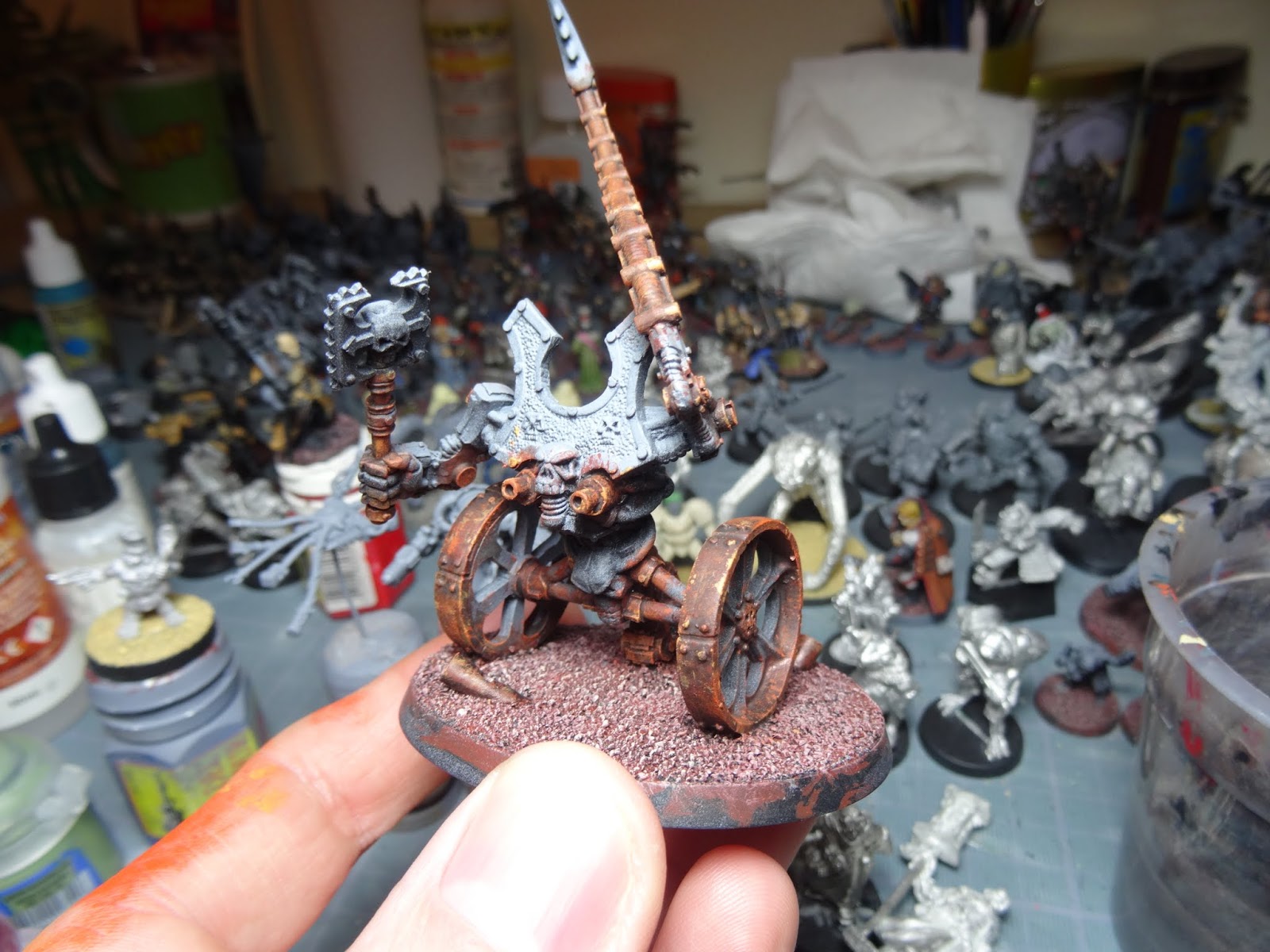 LEADPLAGUE: Khorne Blood Slaughterer and a little rust tutorial