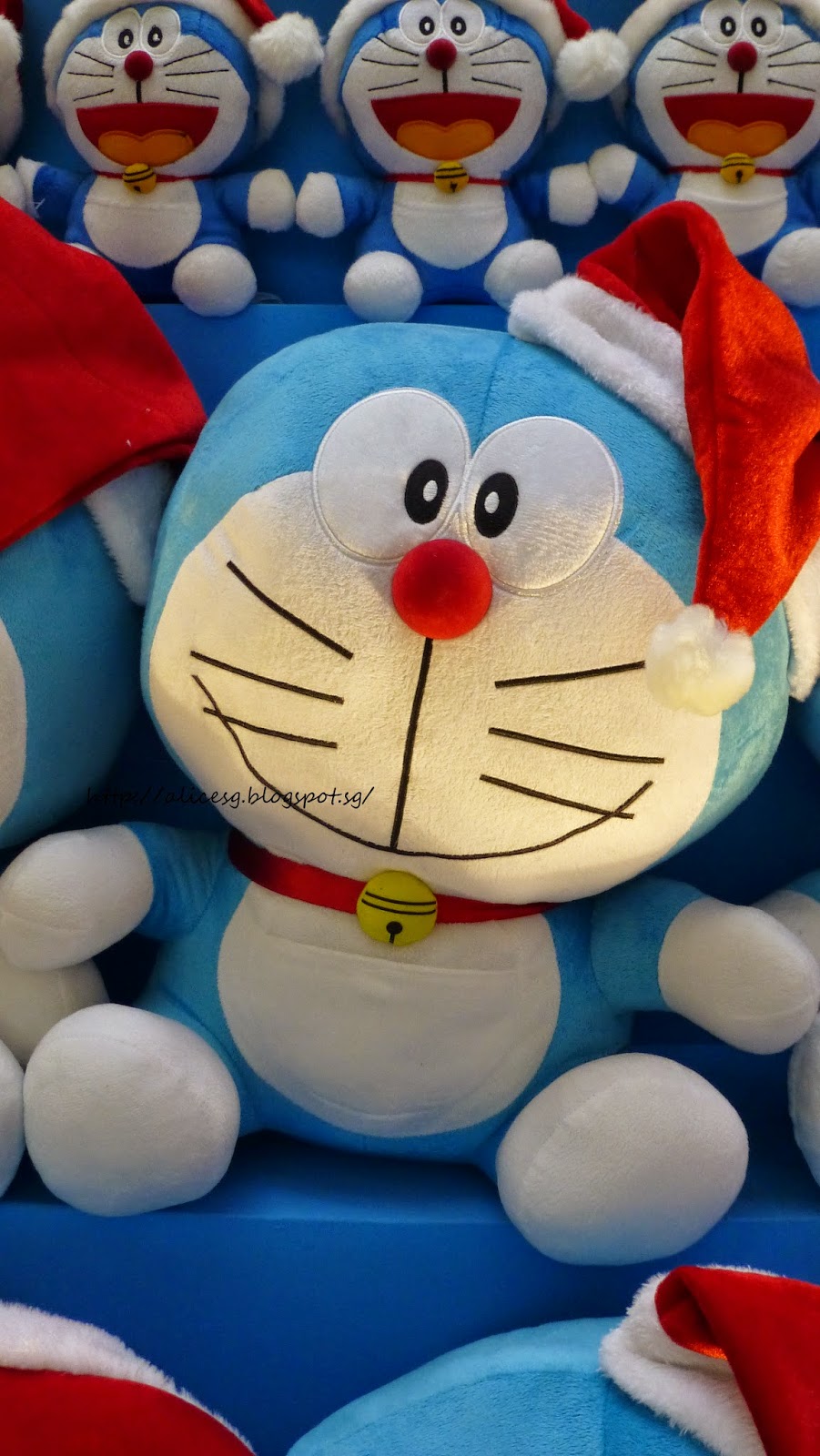 Alicesg-Singaporemyhome: Doraemon (Xiao Ding Dang) Christmas Tree at ...