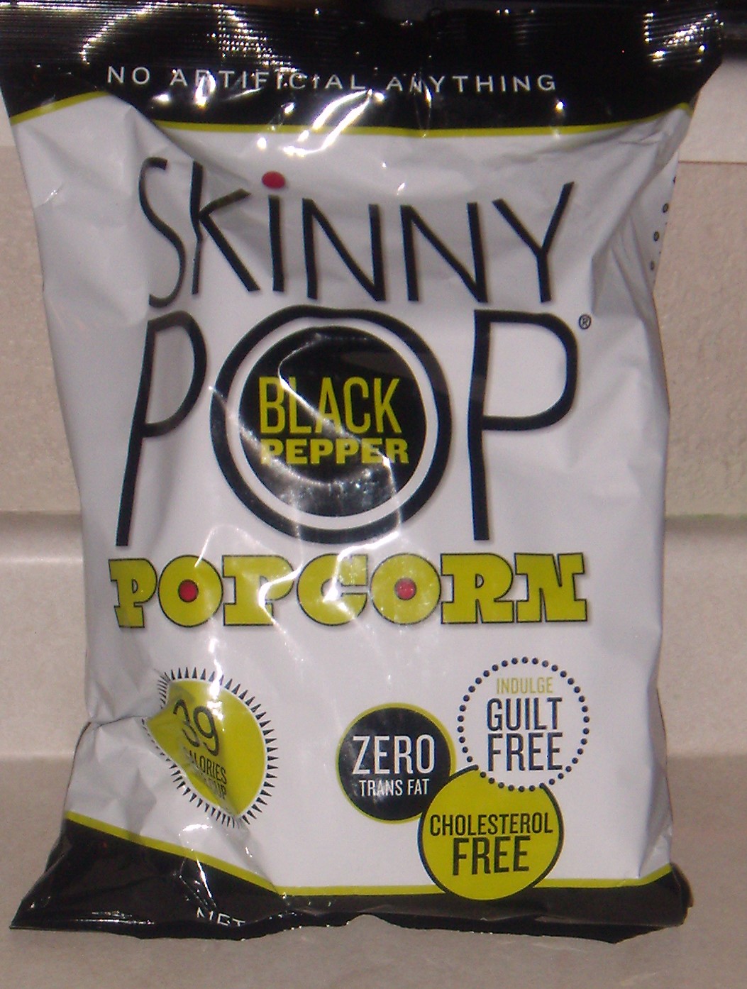 Mommie of 2: Skinny Pop Black Pepper Popcorn Review