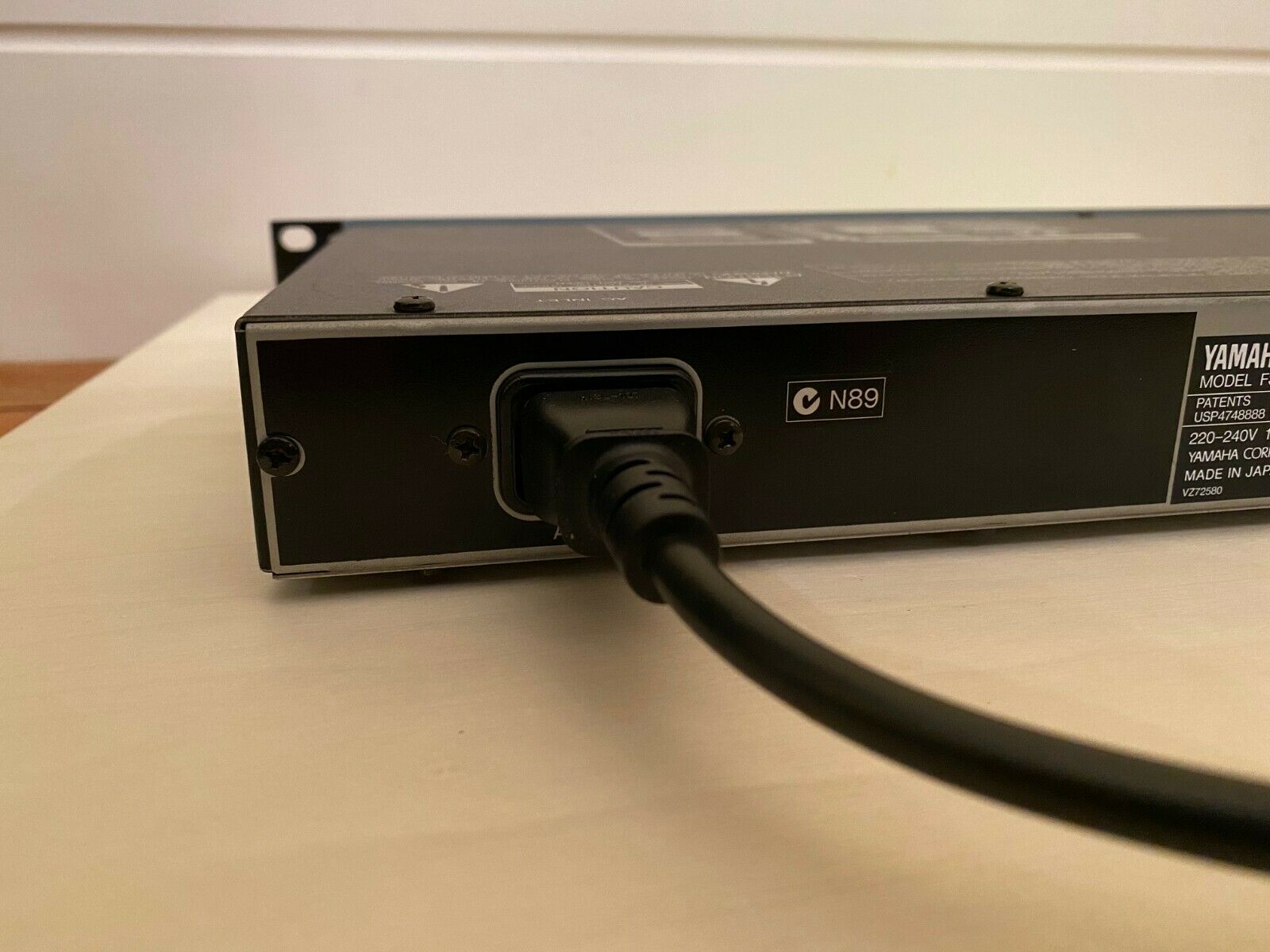 MATRIXSYNTH: Yamaha FS1R Formant FM Rack Synth SN PI01206