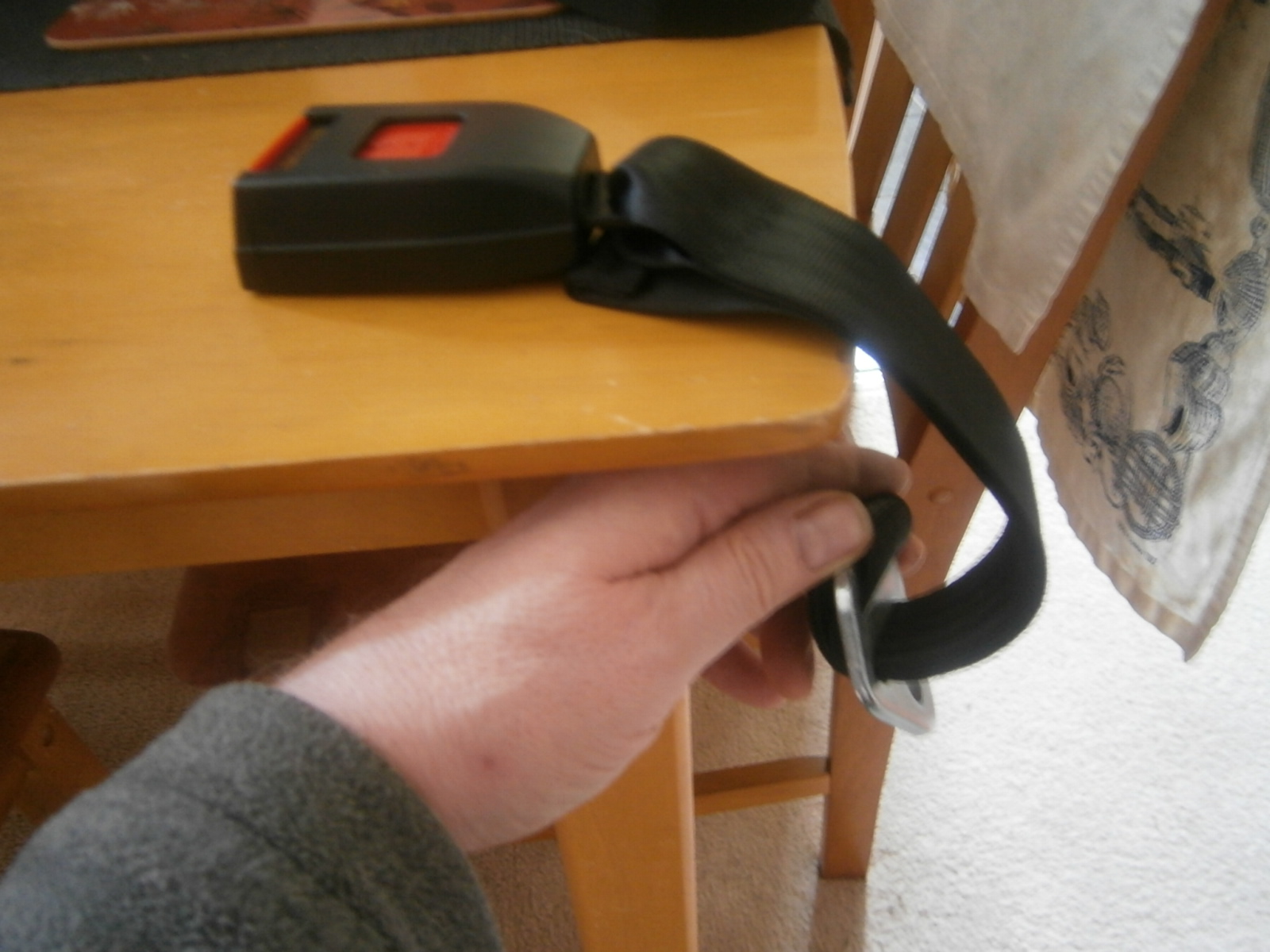 Lotus Excel Restoration: Installation of rear seatbelts Securon 200