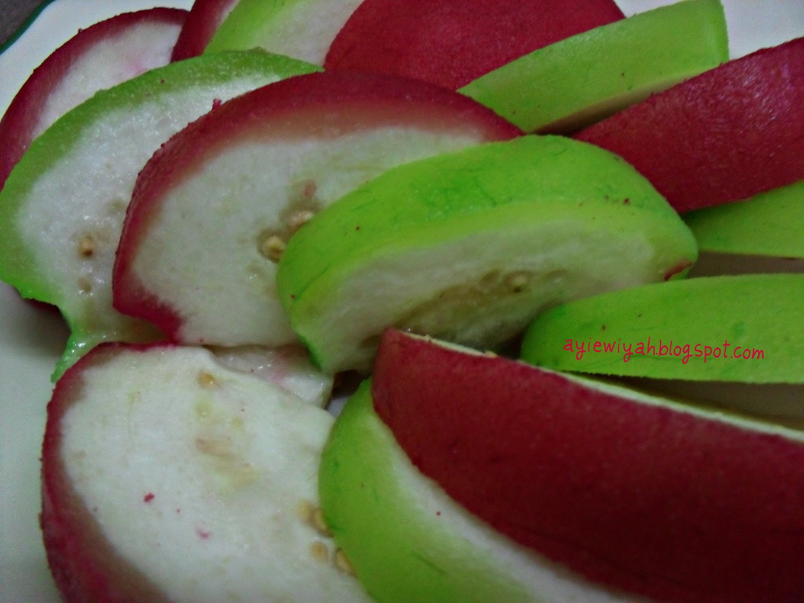 :: Seindah Bicara Sesedap Rasa ::: Guava Deep in Peach @ Jambu ...