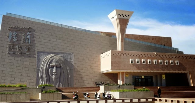 Bondi to the Baltic: Ruoqiang and the Loulan Beauty