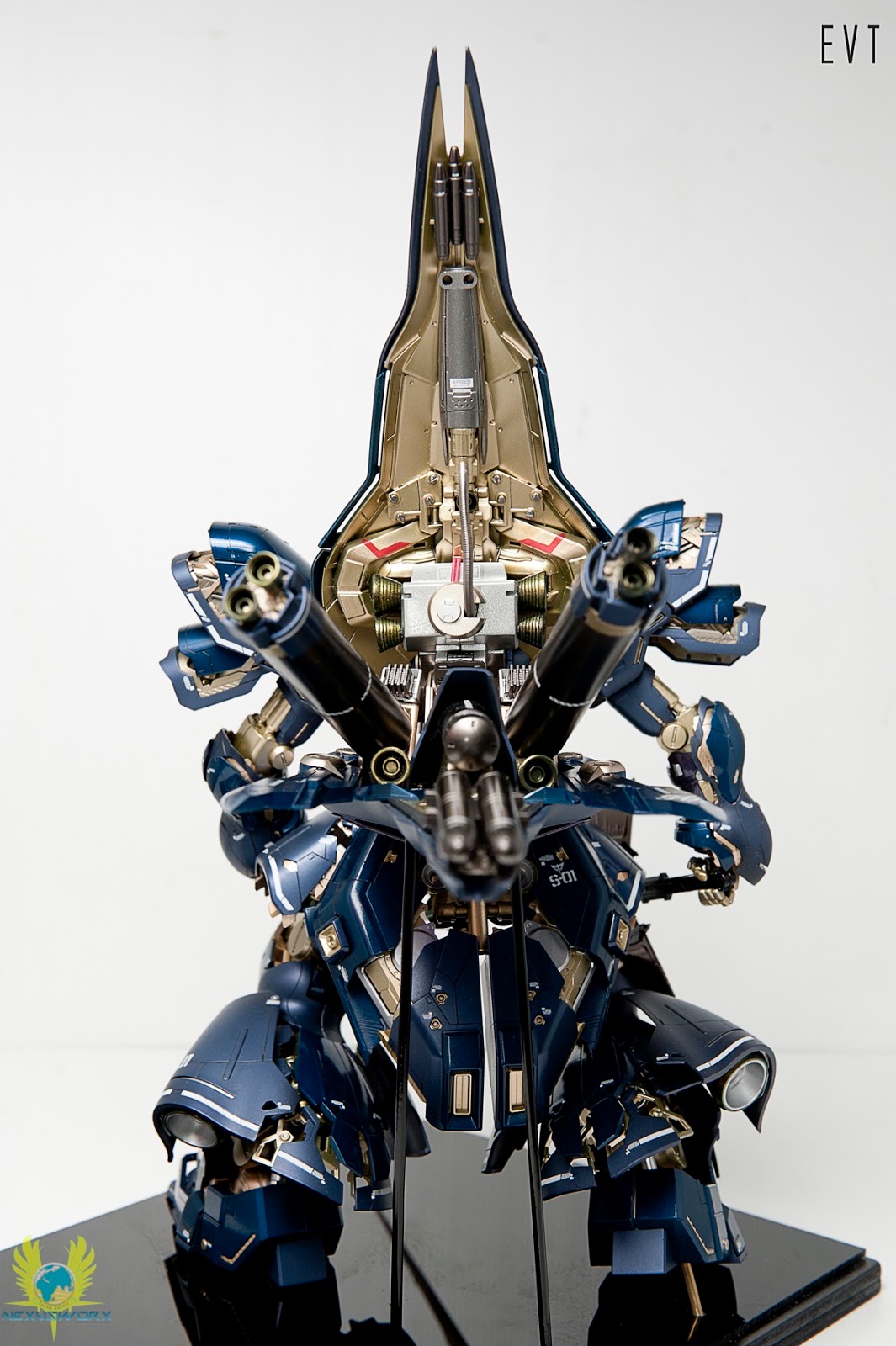 Custom Build: MG 1/100 Sazabi Ver Ka [Sazabi Genbu]