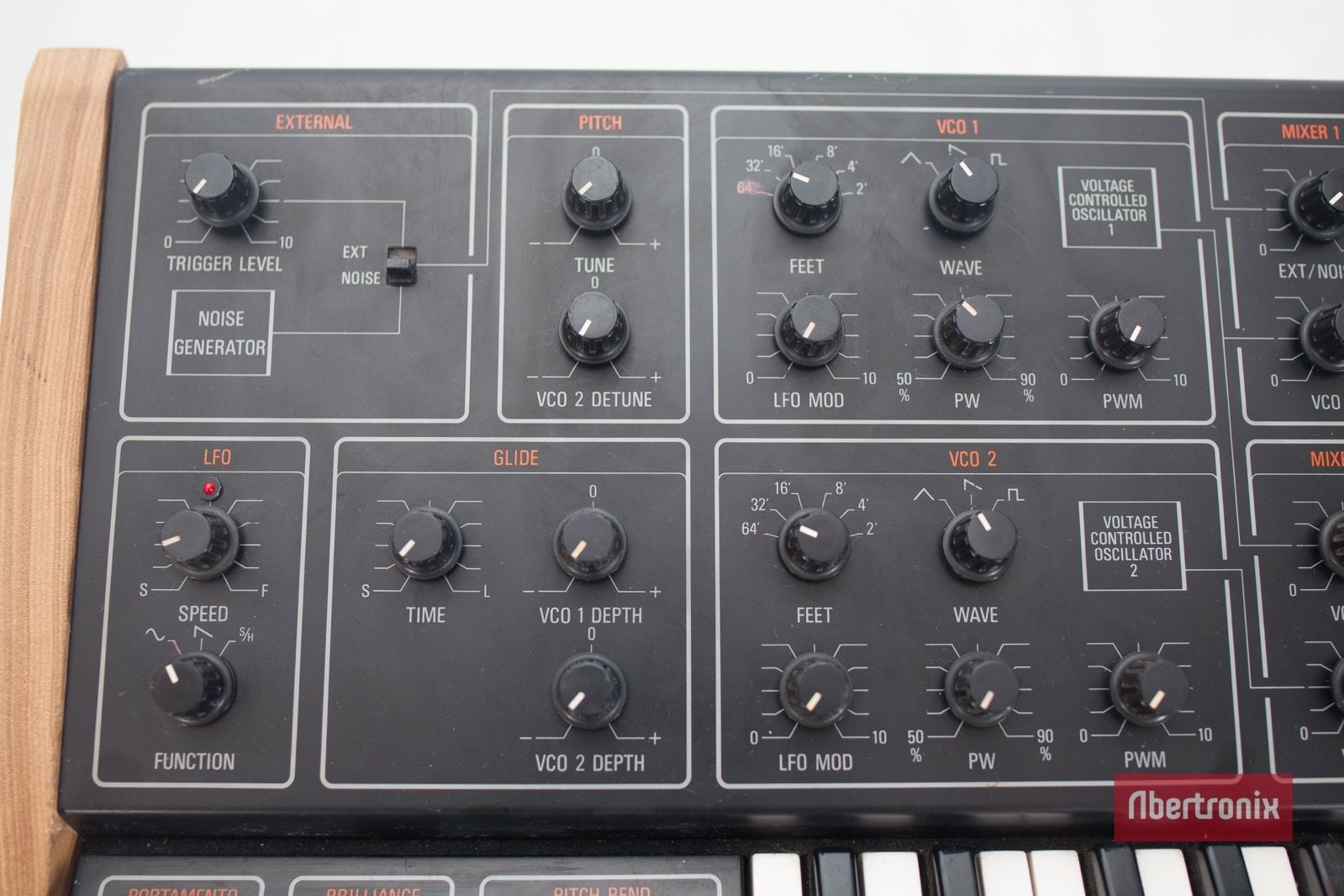 MATRIXSYNTH: YAMAHA CS-15 2 VCO Analog Synthesizer w/ Custom Wood Side ...