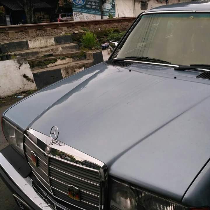 Dijual Mercy 280e Tahun 1985 - LAPAK MOBIL DAN MOTOR BEKAS