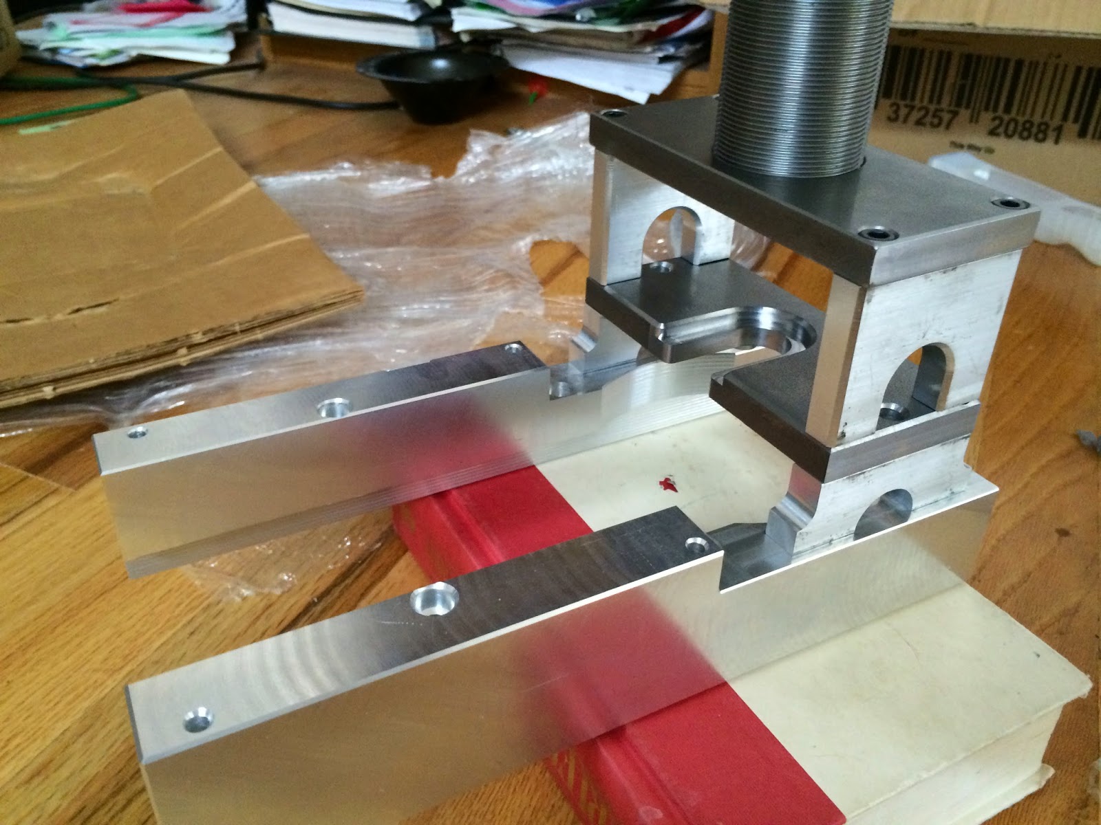 LinuxCNC G0704 conversion: Hydraulic Power Drawbar