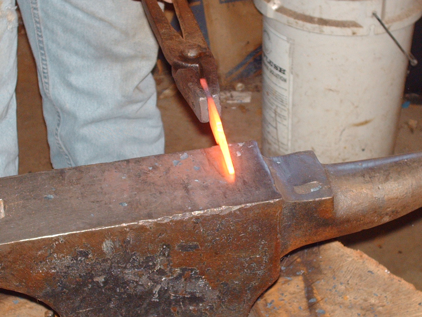 N8 Knives: Forging Knives Knife Making Process