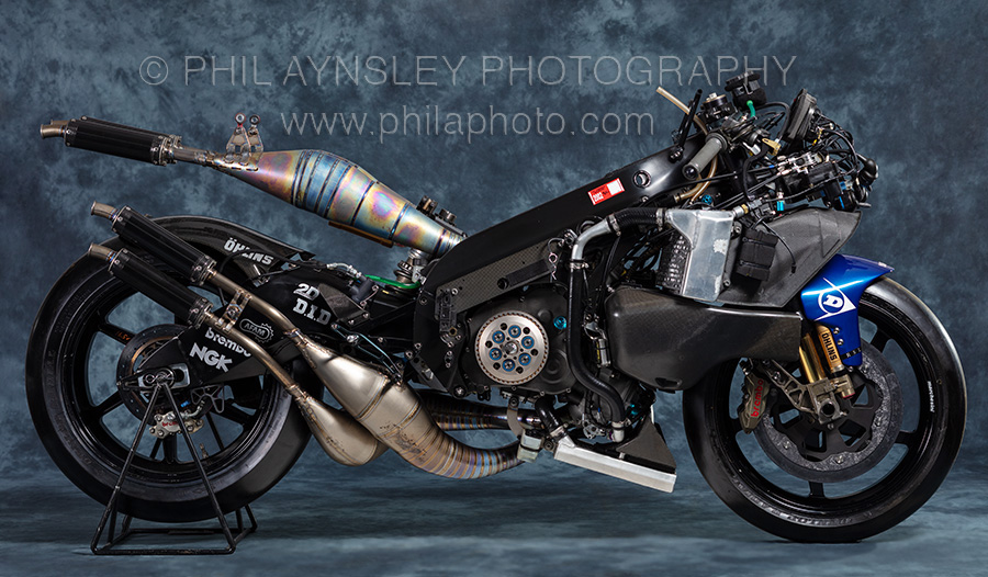 Racing Cafè: Yamaha YZR 500 OWL9 G.McCoy 2002 Team Red Bull Yamaha WCM