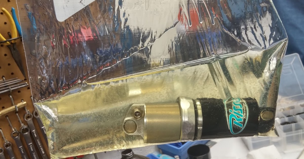 The Old Bike Shop: Risse Racing shock service