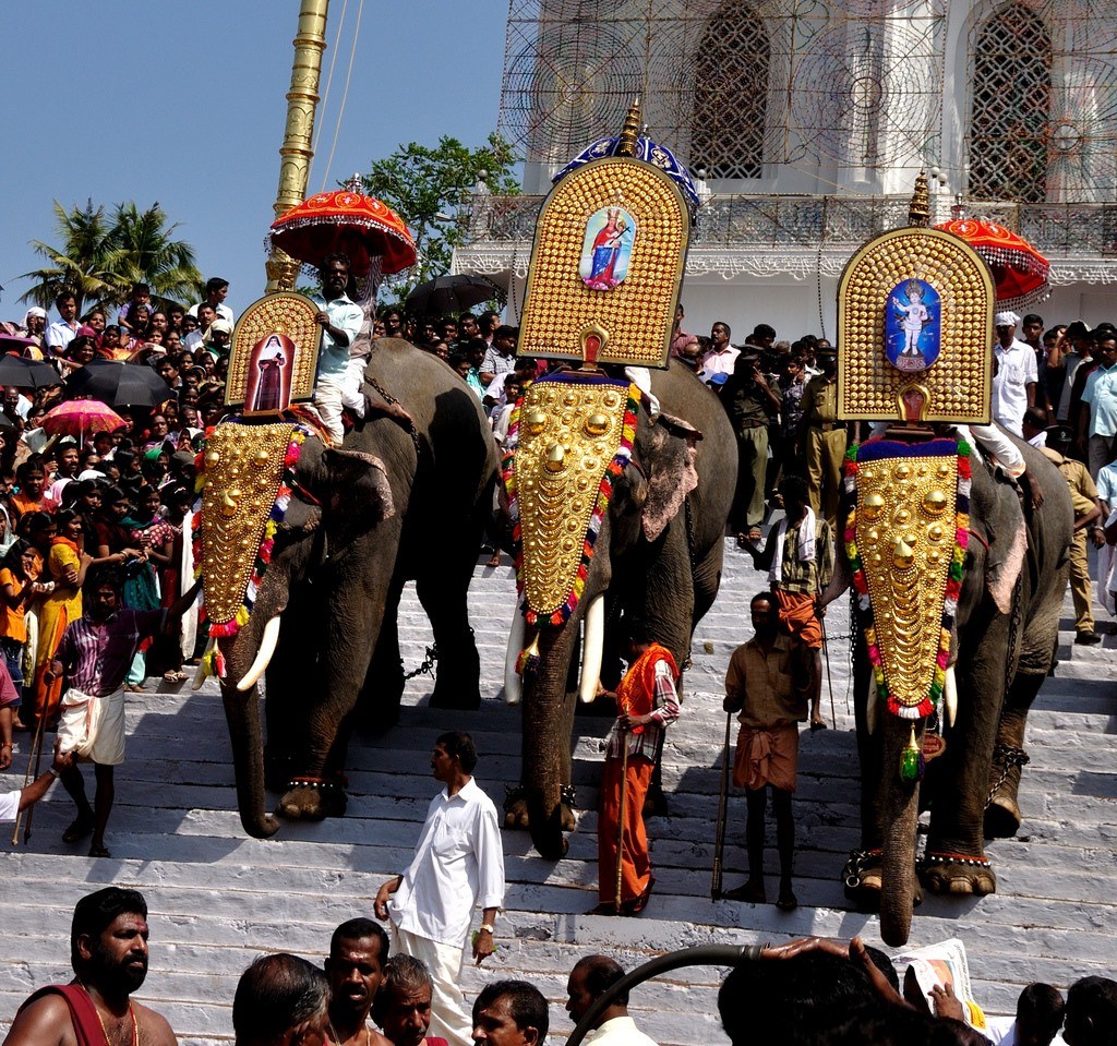 New Liturgical Movement: More from a Procession in India