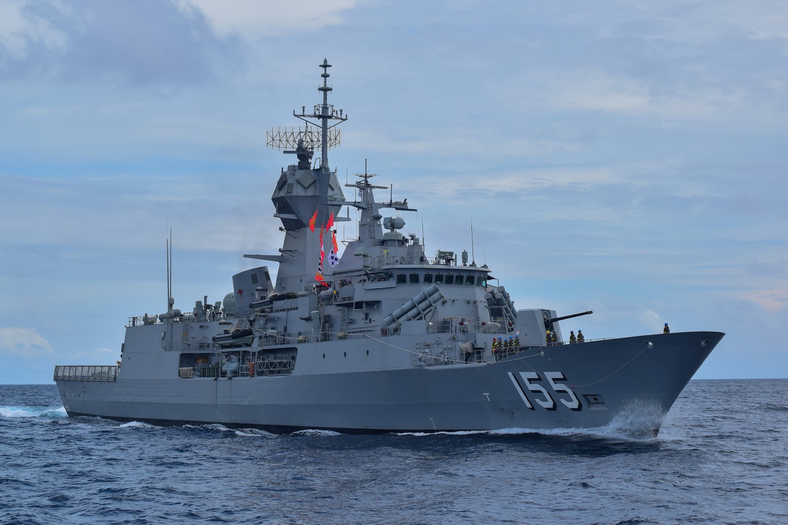 THAIDEFENSE-NEWS: Warships Of The Royal Thai Navy in Training Exercise