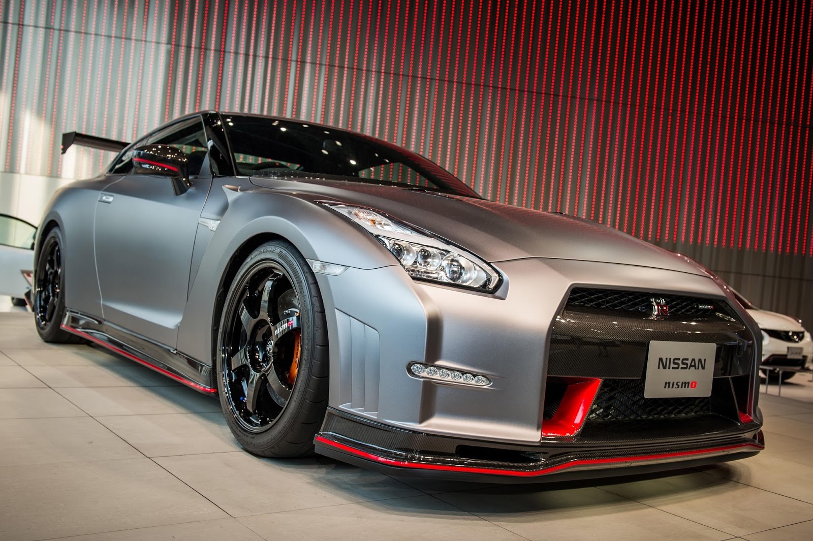 Thai Sanoo: gtr r35 ราคา
