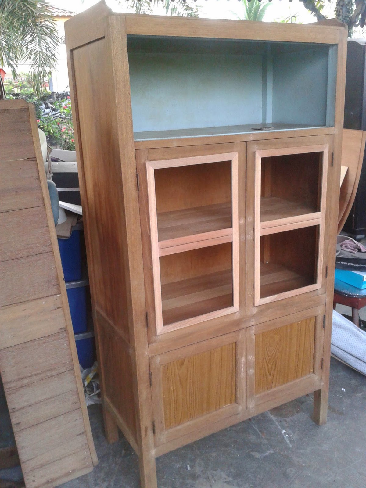 Ezany Galleria...: FOR SALE : ALMARI LAUK - SIAP SEPENUHNYA