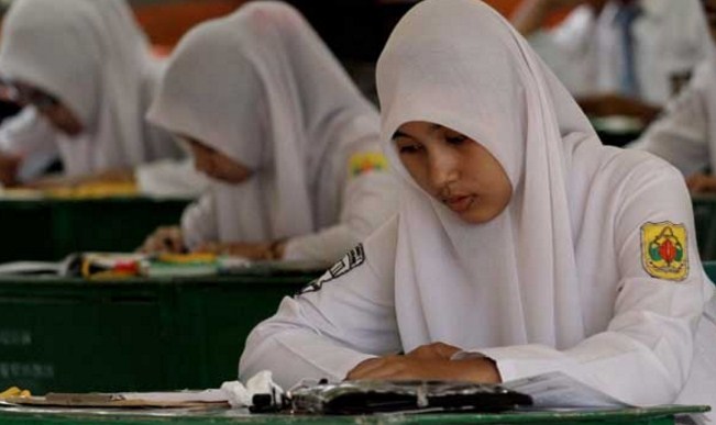 CONTOH SOAL LATIHAN UN SMA/MA 2016 - SIAP UJIAN