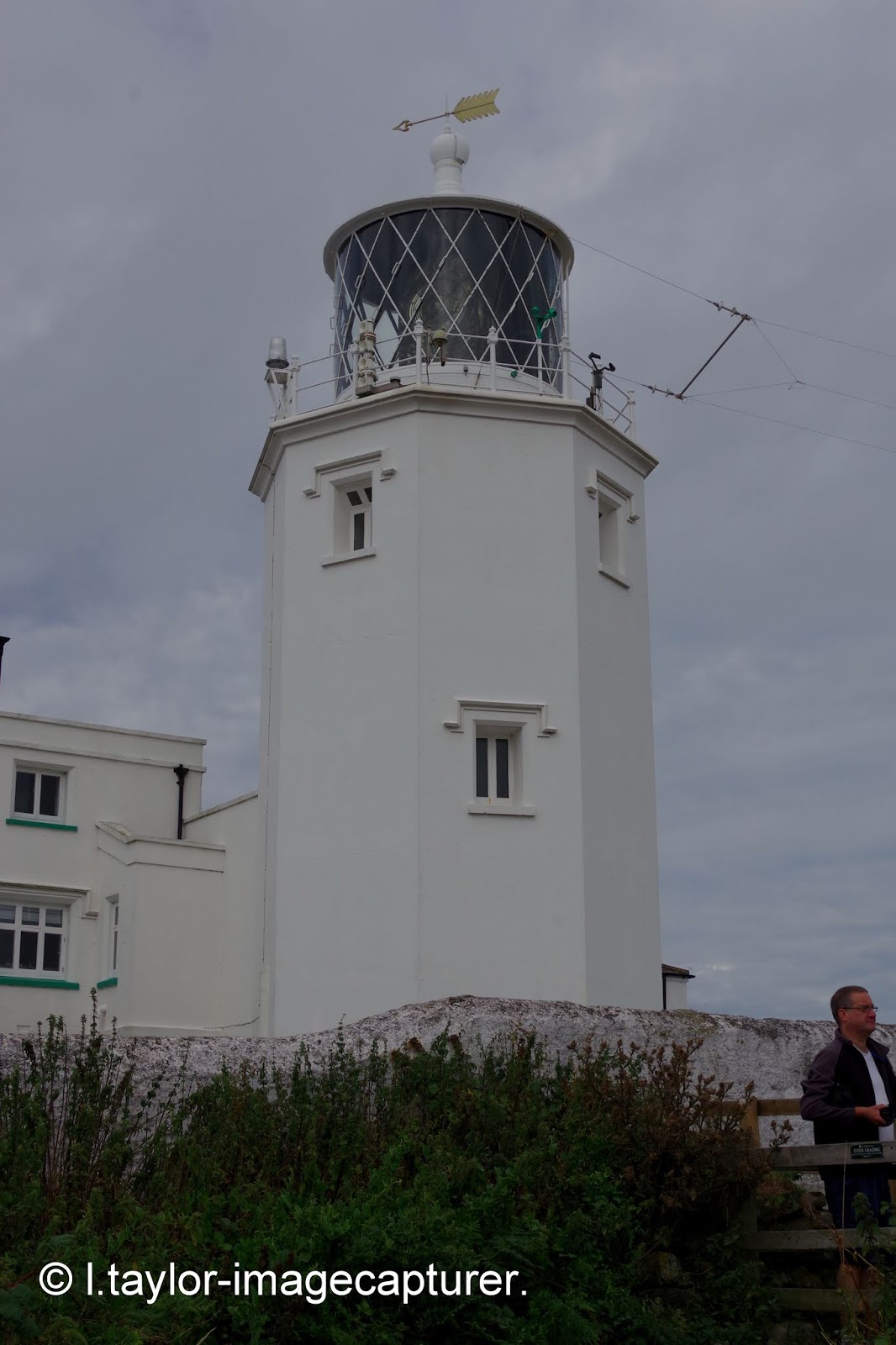 IMAGECAPTURER.: LIZARD LIGHTHOUSE.