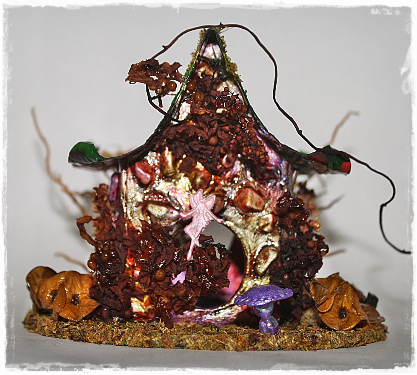 The Whatever/However Scrapper: MY RUSTIC PIXIE HOUSE - HOW I DID IT VIDEO