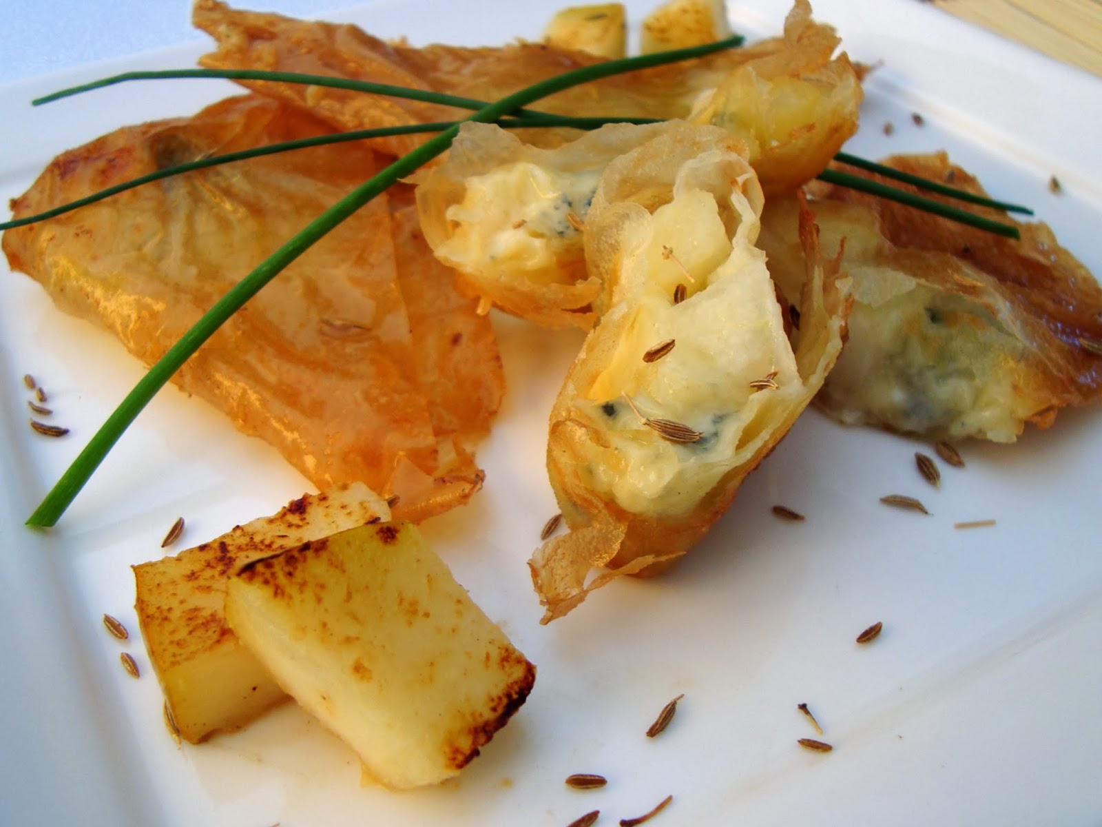 QUIERO SER SÚPER FAMOSA: Pasta filo con gorgonzola y pera
