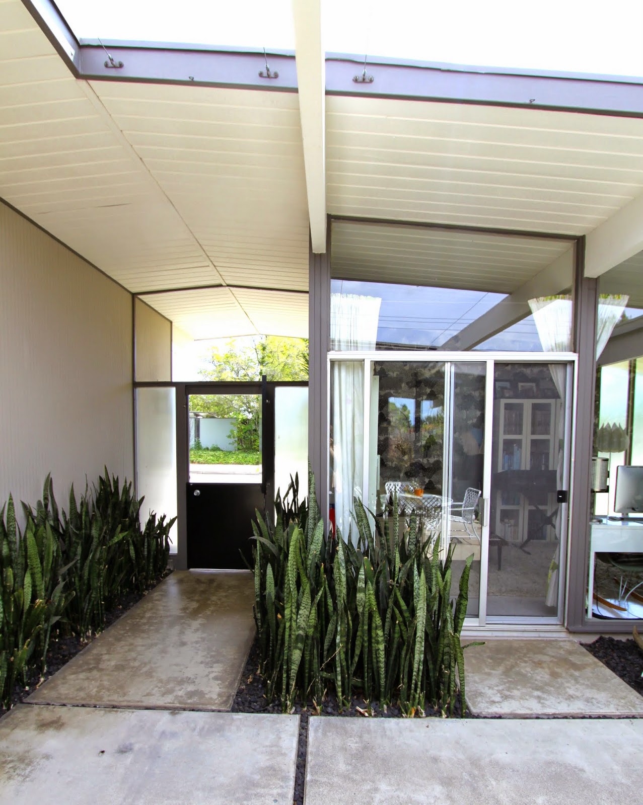 mid-century modern home tour ... psst it's an eichler | mid-century ...