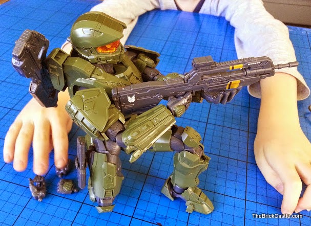 The Brick Castle: Halo Master Chief Level 3 Bandai SpruKit poseable ...