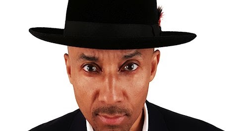 Roi Heenok est-il un proche de Star Chamber (Troi Torain)