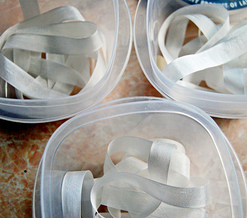 Thoughts of a Cardmaking Scrapbooker!: How I Color My Seam Binding ...