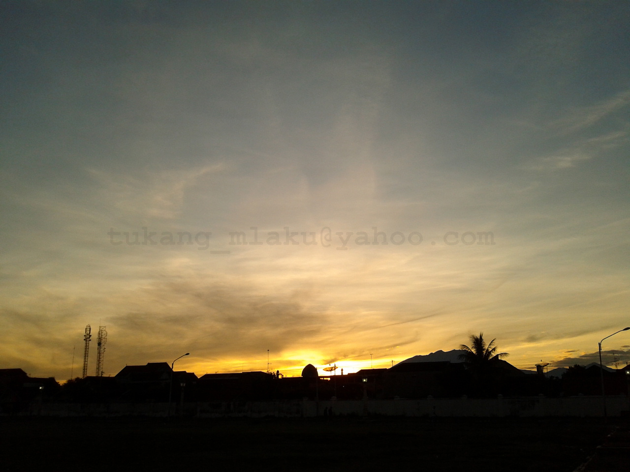 Gambar Langit Pagi Yang Cerah - Nano Gambar