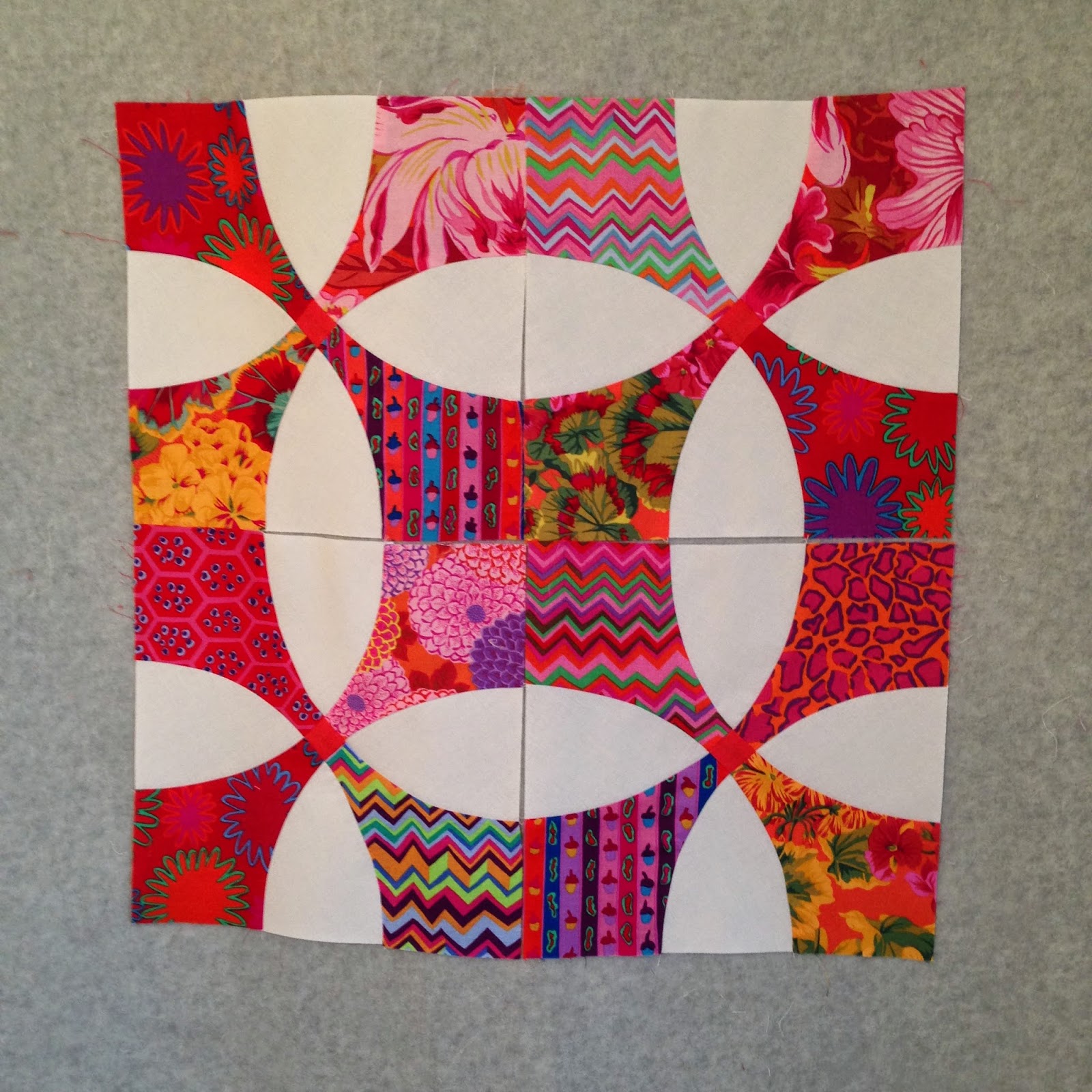 Cupcakes 'n Daisies: Flowering Snowball