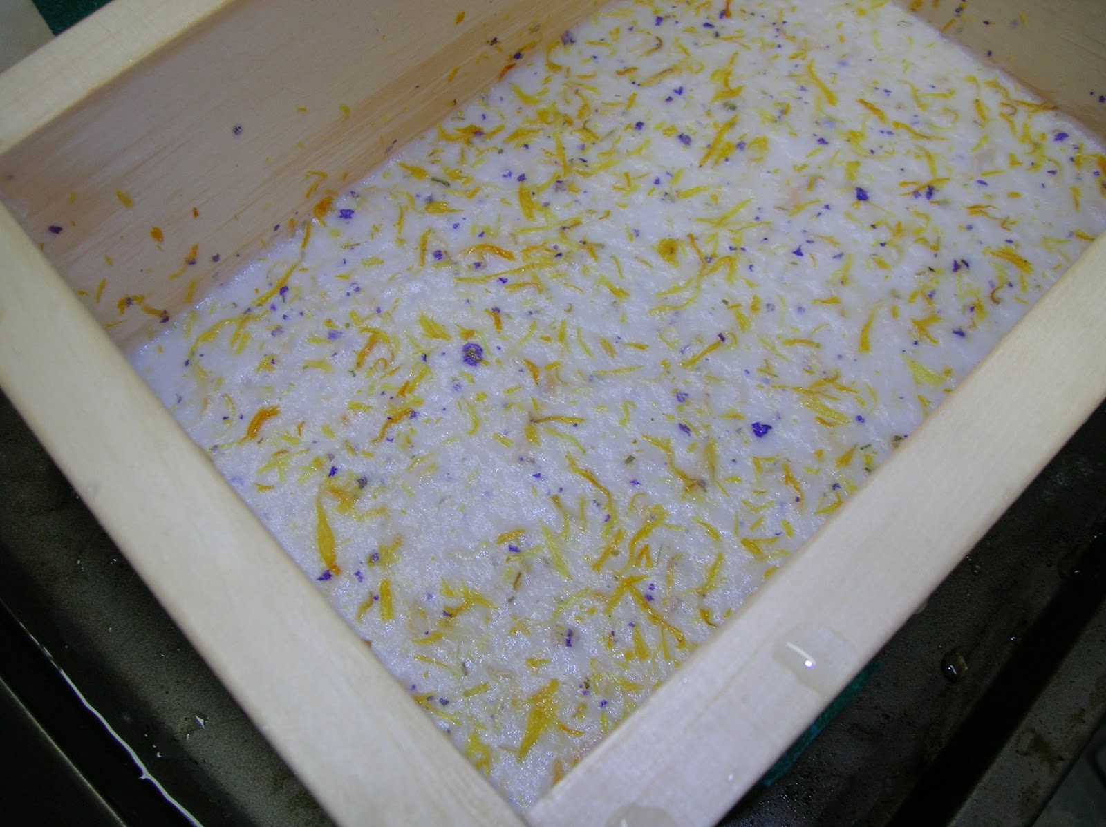 My Creative Mommy: Making Paper Is Fun And Easy!