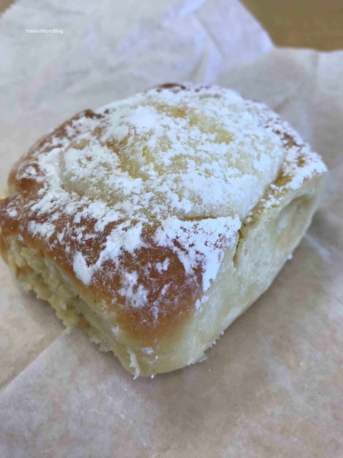 Hawaii Mom Blog: Hilo Day Trip Stop 1: Hilo Bake Company