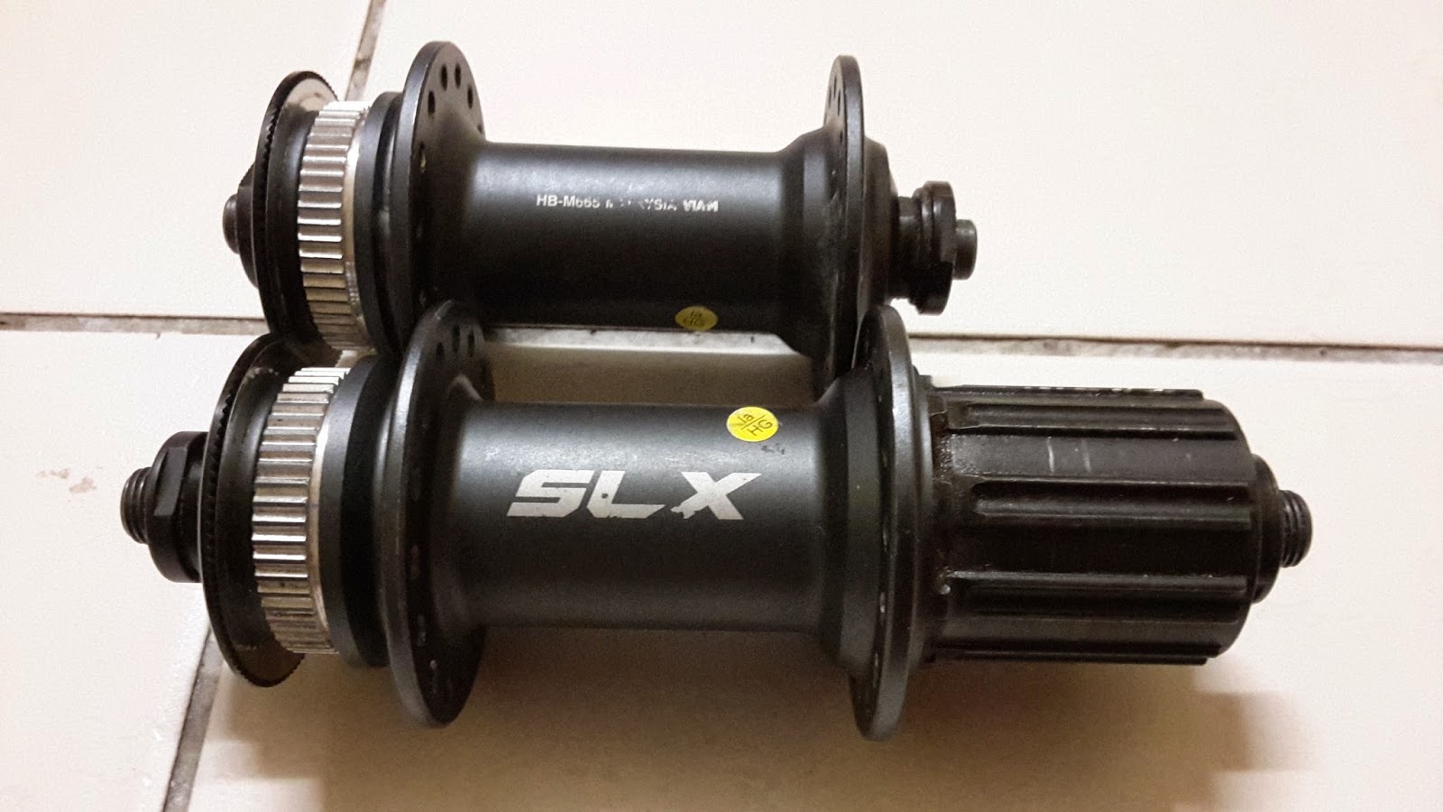 Jon Che Ya dan Basikal...: FOR SALE : Shimano SLX Centrelock Hubs