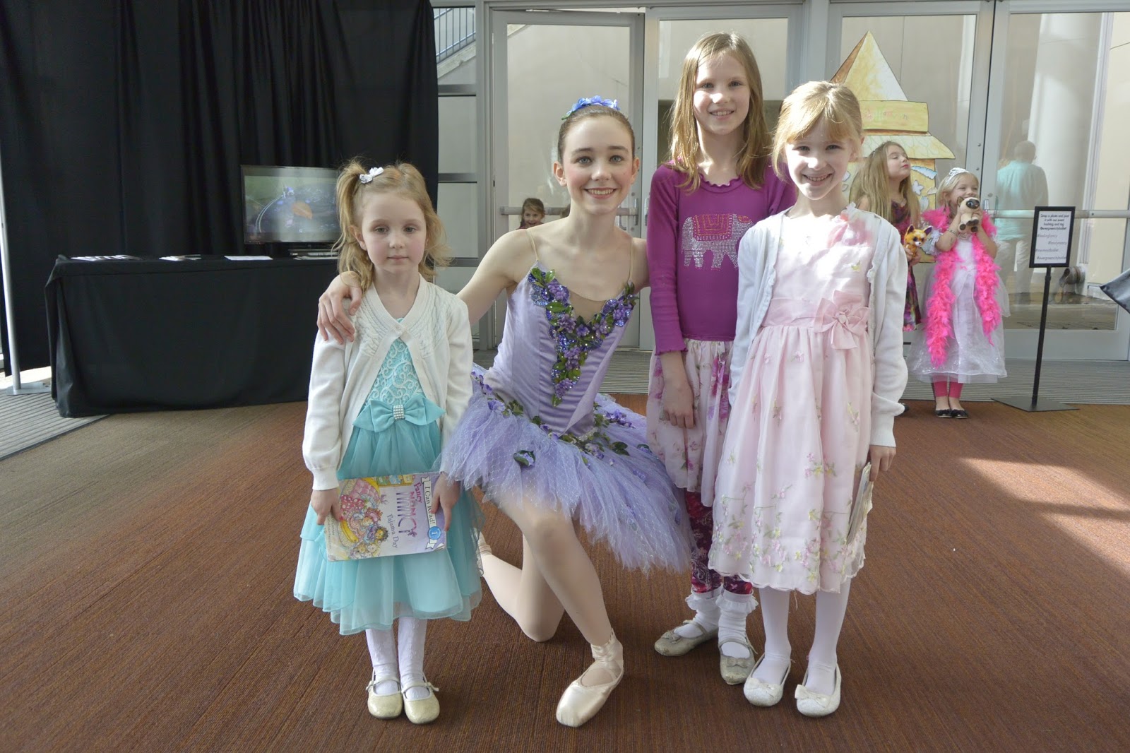 Mason Manor: Fancy Nancy Mermaid Ballet