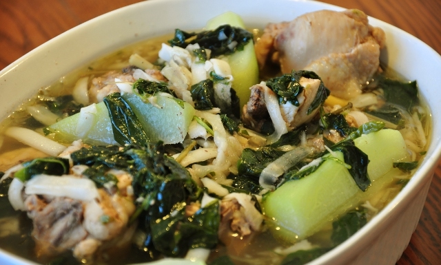 Filipino Taste: CHICKEN STEW IN COCONUT ( CHICKEN BINAKOL)