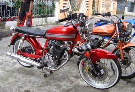Modifikasi Honda CB 100, Gambar Modif Motor Simpel - MyOtomotif