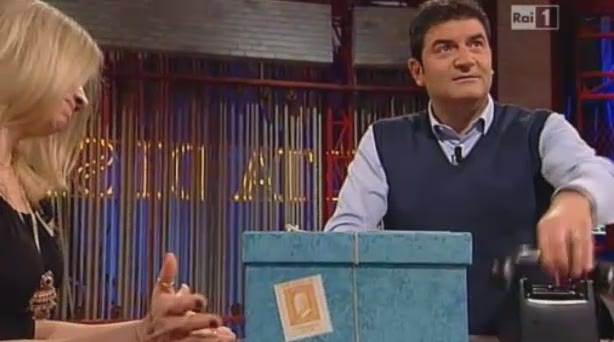 Affari Tuoi Sott'olio: La bellissima Anna Bevilacqua, nostra signora ...