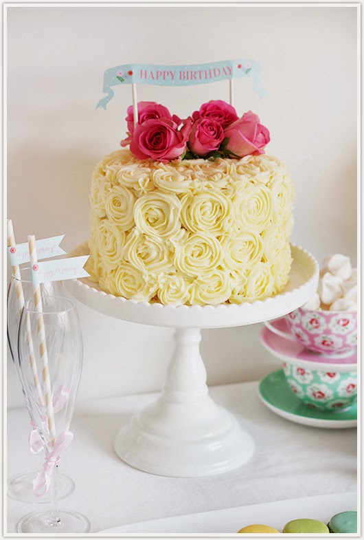 Paper and Party Love: Sweet Mondays: Rose Cake & Tutorial