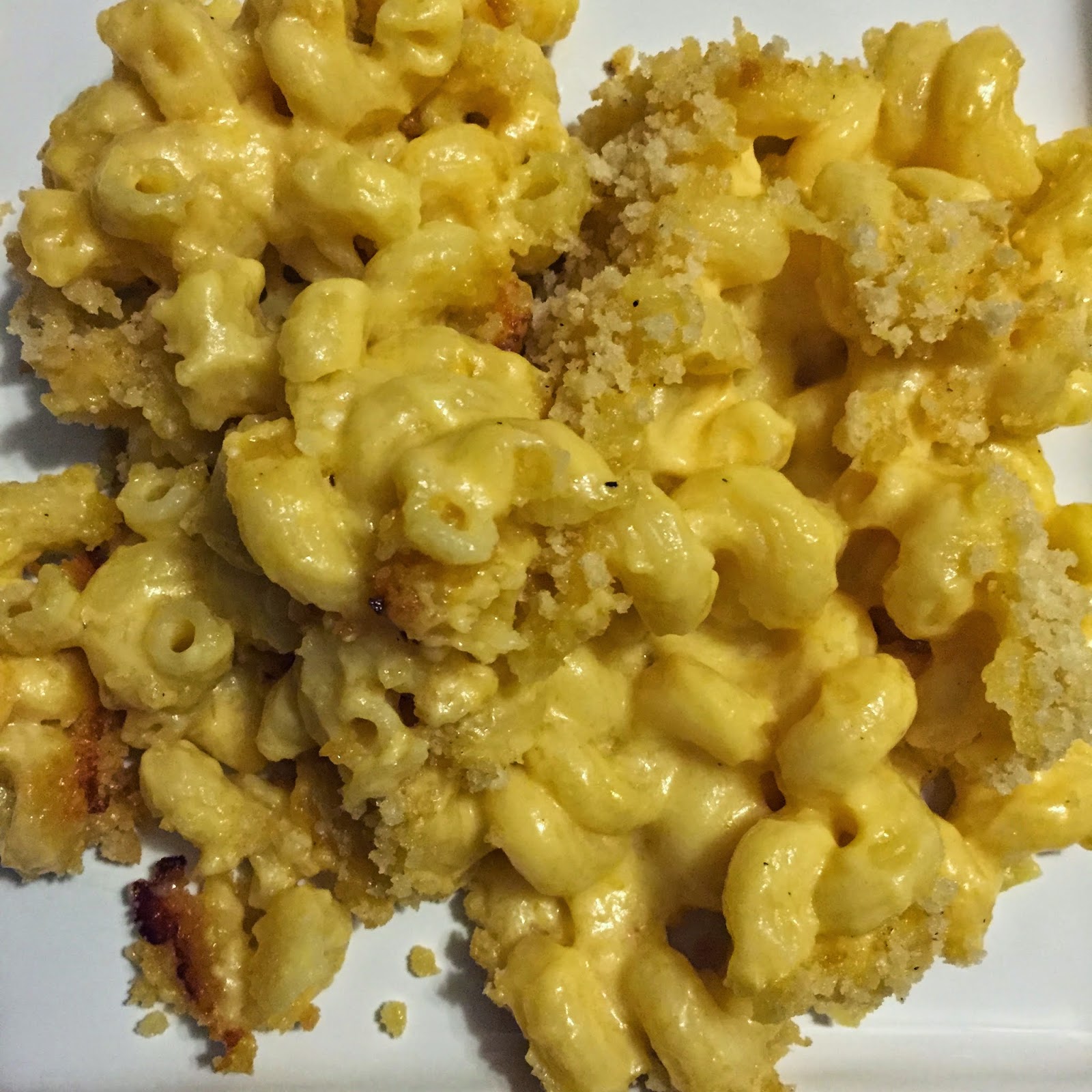 LIFE is better in PINK: Baked Macaroni and Cheese