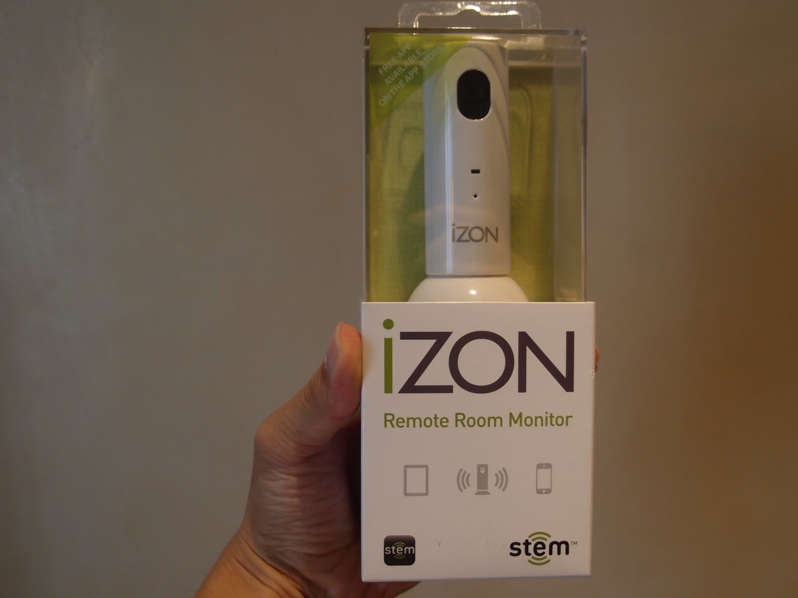 [아이폰 전용 원격(remote) 룸 감시(remote room monitor) stem izon 구입기 + 사용기]