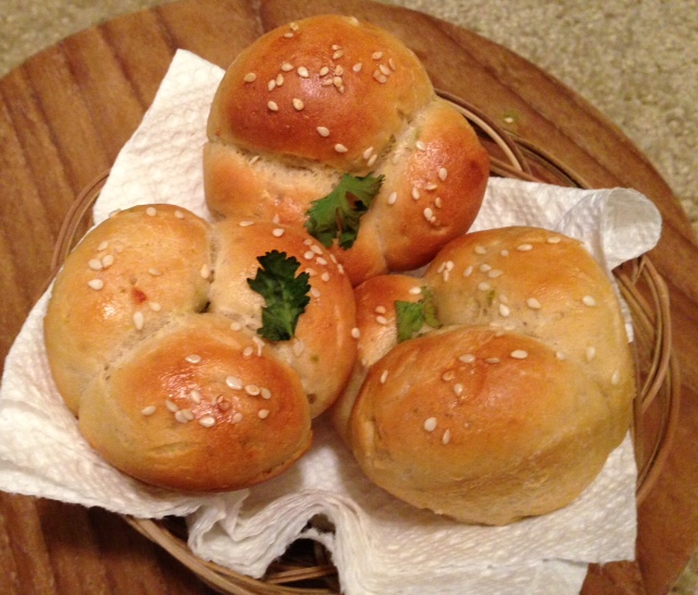 Recipe World... !!!: Twisted Savory Buns