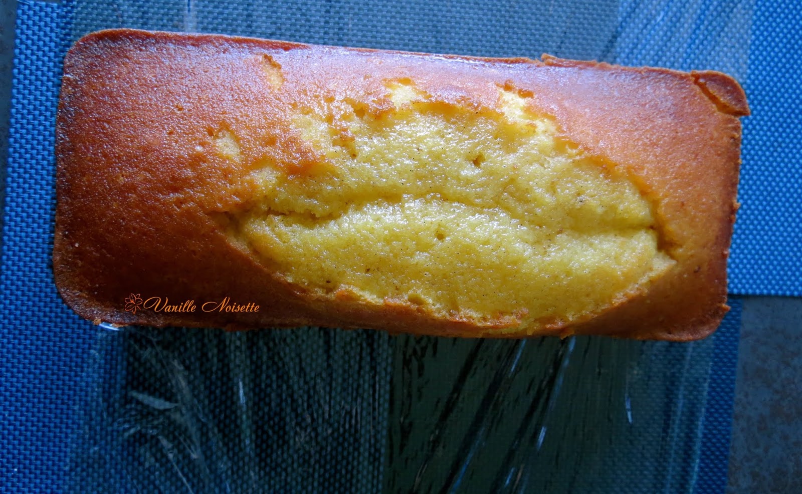 Vanille Noisette : CAKE VANILLE